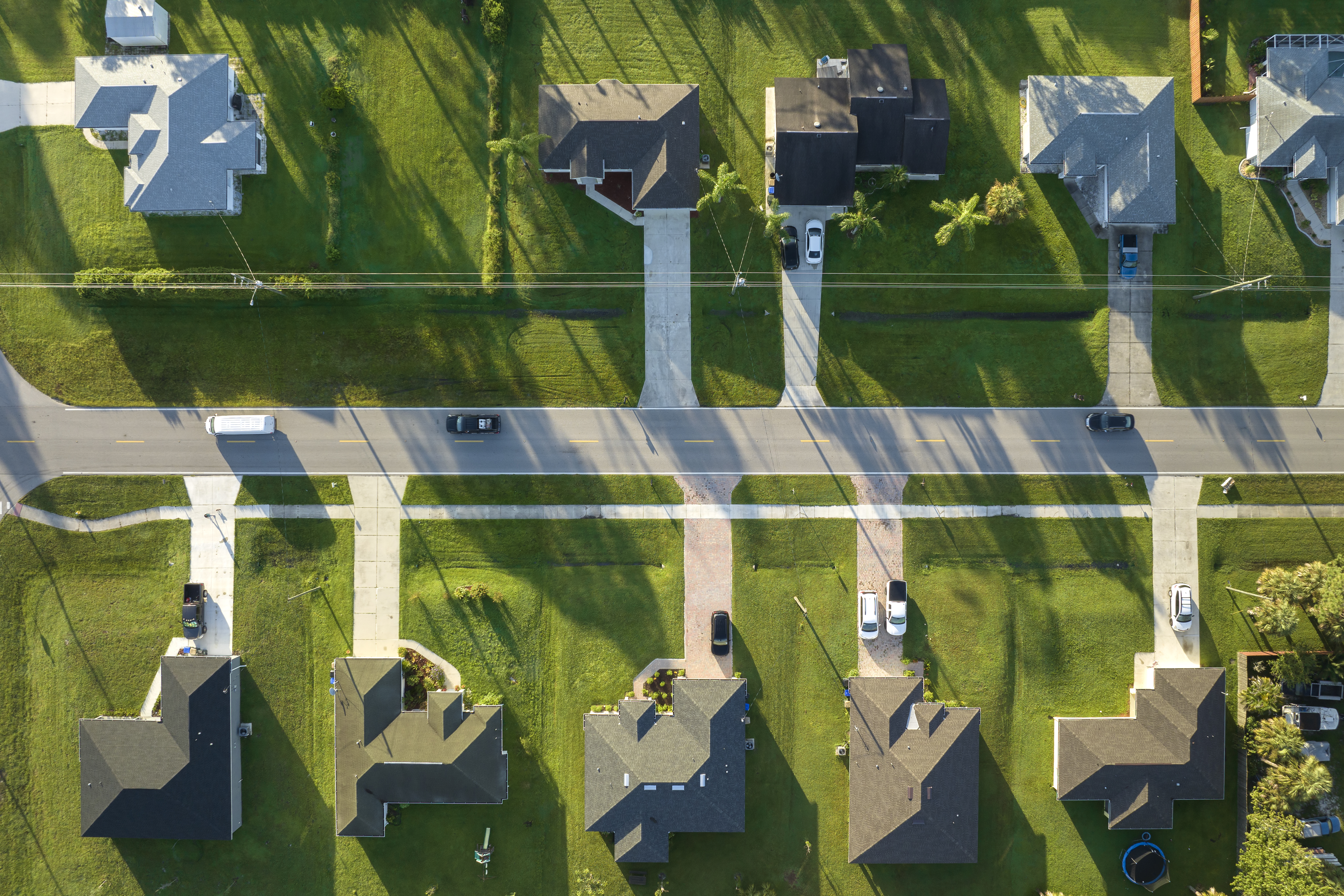 Powering data centers: behind-the-meter power, explained | Williams ...