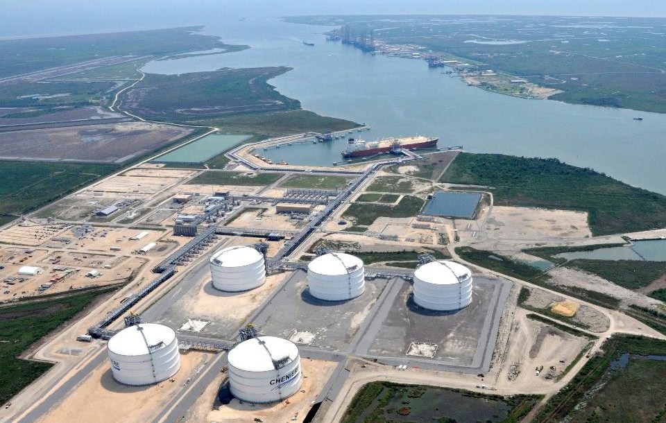 Williams expands pipeline capacity to deliver natural gas to LNG export ...