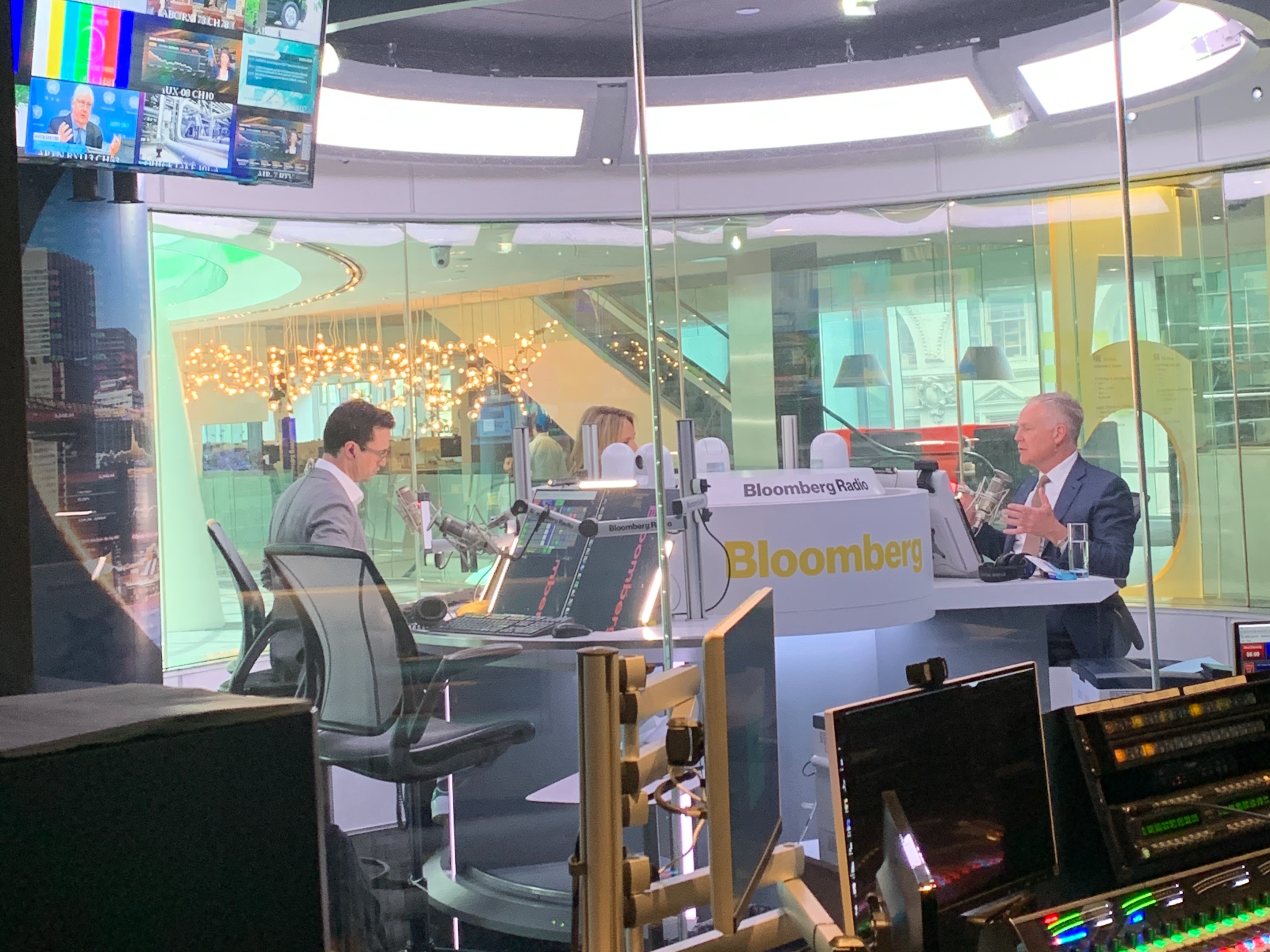 Williams leaders visit Bloomberg studios in New York | Williams Companies